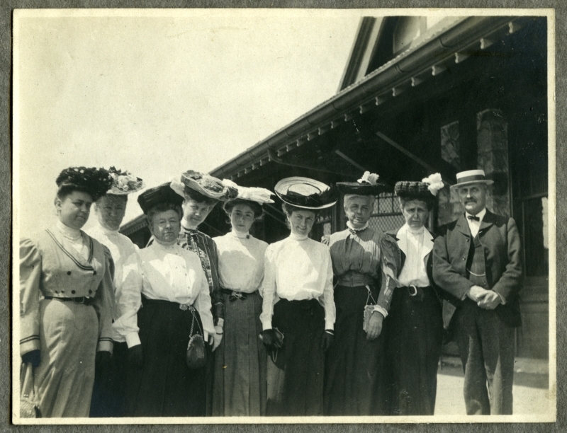 The Kentucky Derby: "The Run for the Roses" · The Filson Historical ...